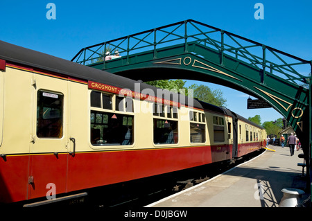 Footbridge and railway carriage at Pickering Railway Station, North ...