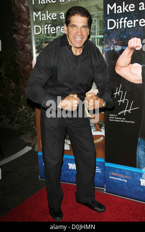 Lou Ferrigno WWE and the Muscular Dystrophy Association (MDA) join ...