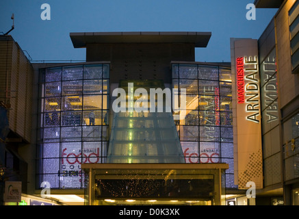 Manchester Arndale Shopping Centre at night Stock Photo - Alamy