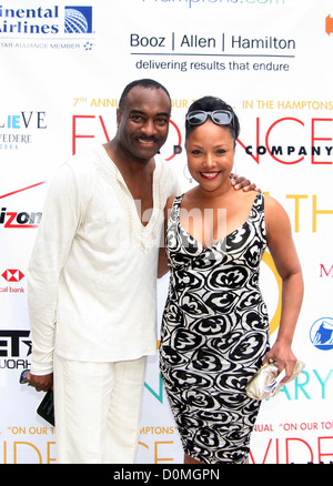 Gala Chair Reginald Van Lee and Lynn Whitfield Horees Princess Keisha ...