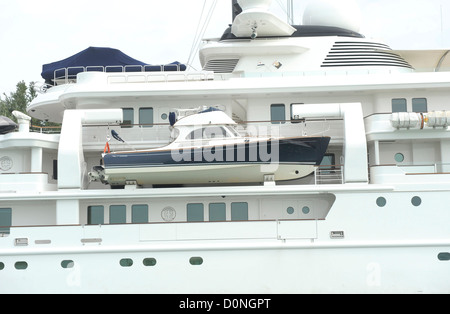 Microsoft founder Paul Allen's yacht Octopus, anchored off the coast of ...