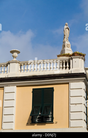 Chiavari in Liguria Italy Statue of Piazza Mazzini Stock Photo - Alamy