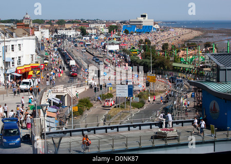 SOUTHEND ON SEA TOWN VIEW SHOWING THE ODEON CINEMA AND VICTORIA PLAZA ...