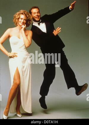 MOONLIGHTING, Bruce Willis, Cybill Shepherd, Season 1, Pilot episode ...