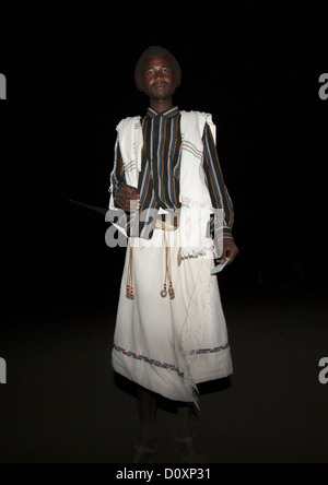 Proud karrayyu tribe man in traditional clothes, Oromia, Metehara ...