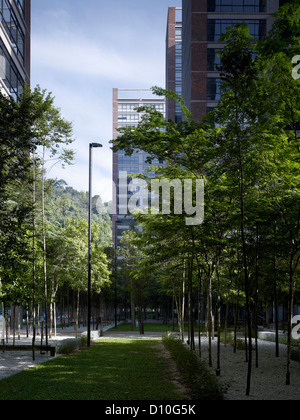 PJ Trade Centre, Damansar, Kuala Lumpur, Malaysia. Architect: Kevin Low ...