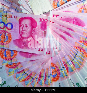 a lot of renminbi 100 yuan bill Stock Photo: 15344779 - Alamy