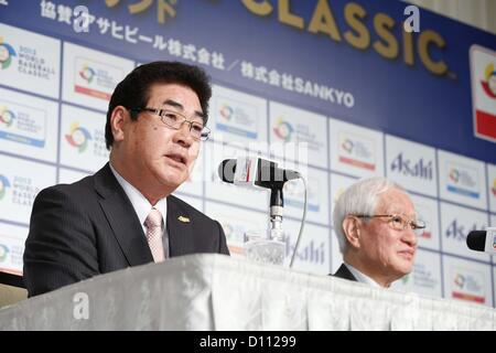 (L to R) Ryozo Kato, Koji Yamamoto head coach (JPN), Sadaharu Oh ...