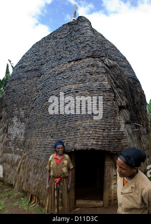 Traditional Dorze house, Ethiopia Stock Photo - Alamy