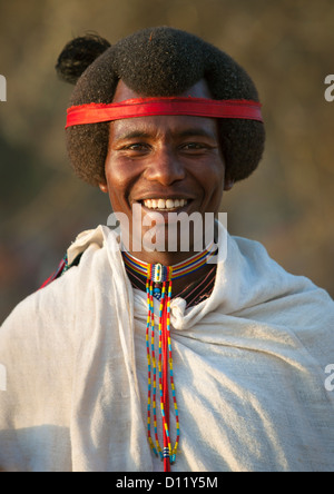 Portrait Of A Karrayyu Man With A Traditional Gunfura Hairstyle In ...