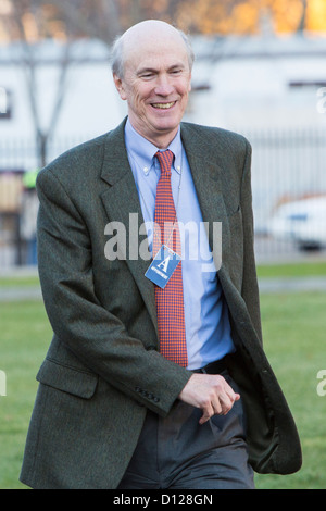 Frank Blake, Chairman and CEO of The Home Depot arrives at the White ...