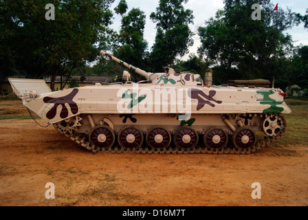 Indian Army Battle Tank Side view Closeup South India Stock Photo - Alamy