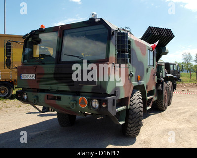 Polish artillery systems. Combat vehicle - Rak self-propelled mortar ...