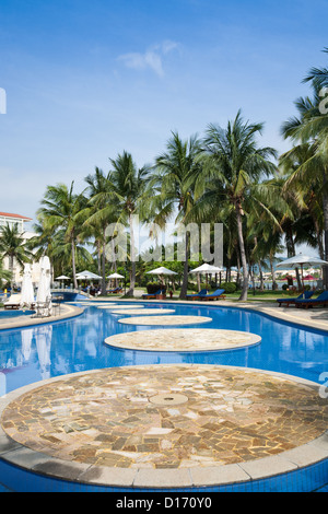 Idyllic Courtyard In Summer Stock Photo - Alamy