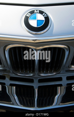 BMW car logo and car grill Stock Photo - Alamy