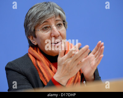 Winner of the "alternative Nobel Peace Prize" Sima Samar from ...