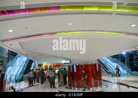 Dubai Metro line train station stations map Stock Photo - Alamy