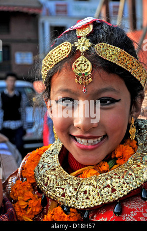 young girl nipali, Kathmandu, Nepal Stock Photo - Alamy