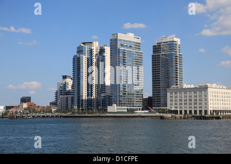 Waterfront, Highrise Condos, Northside Piers, Williamsburg, Brooklyn ...