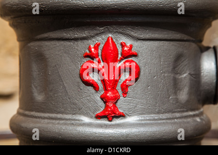 The crin, Florence symbol, on a classical florentine fountain Stock ...