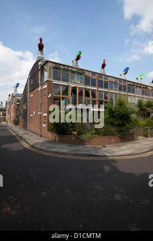 BEDZED BEDDINGTON ZERO ENERGY DEVELOPMENT Stock Photo - Alamy
