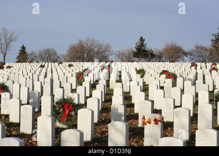 Graves at a cemetery in Fort Snelling Cemetery in Minneapolis Stock ...