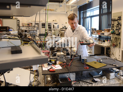 Heinz-Wilhelm Hübers of the Institute of Planetary Research of the ...