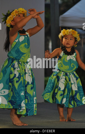 Naha, Okinawa, Japan, Hawaiian Hula dancers along Kokusai-dori during ...