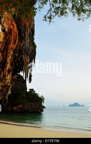 Pranang beach, Railay, Krabi, Thailand Stock Photo - Alamy