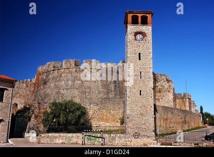 Arta' s castle and the clock tower that has become sort of "trademark ...