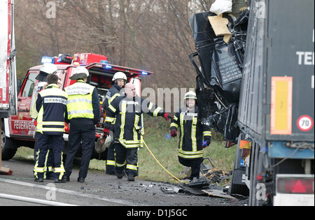 truck accident LKW Unfall Stock Photo - Alamy