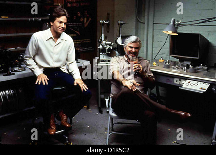 Burt Reynolds & Mark Wahlberg Film: Boogie Nights (USA 1997) Characters ...