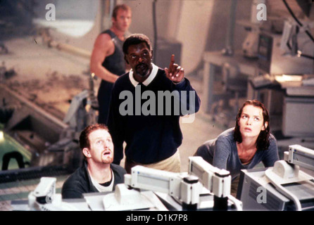 Michael Rapaport, Samuel L. Jackson & Saffron Burrows Film: Deep Blue ...