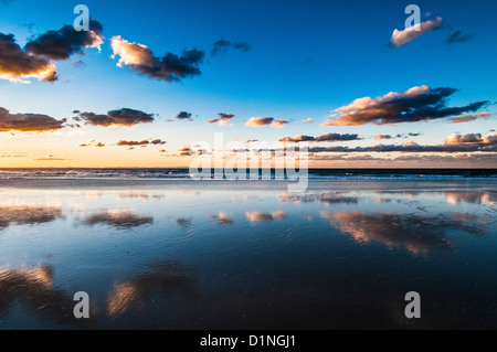 Sunset at Flinders Beach, North Stradbroke Island, Queensland ...