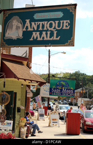 Berkeley Springs West Virginia USA shown on a road map or Geography map ...