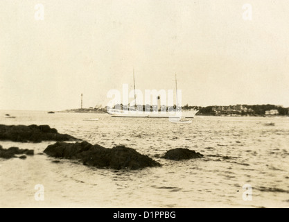 The USS Mayflower (PY-1), a U.S. Navy vessel, is shown in New York ...