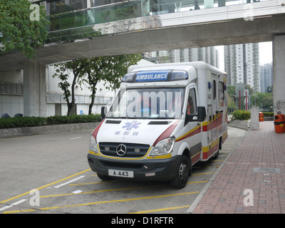 Hong Kong ambulance Stock Photo - Alamy