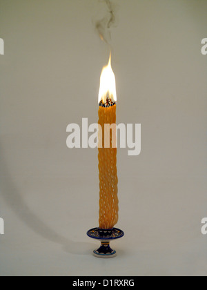 Havdalah Candle used In a Ceremony at the end of Shabbat Stock Photo ...