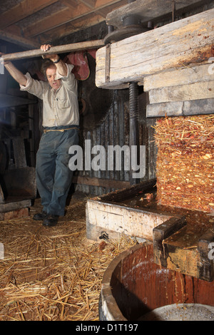 Roger Parris making traditional Cider in Devon with a 200 year old ...