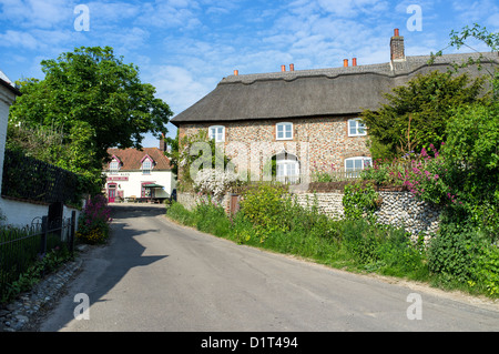 "The Hill House Inn" at Happisburgh, Norfolk, England, UK Stock Photo ...