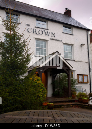 The Crown a popular pub for beer and food in Islington London. Many ...