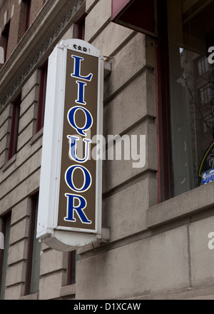 Liquor Store Sign, USA Stock Photo - Alamy