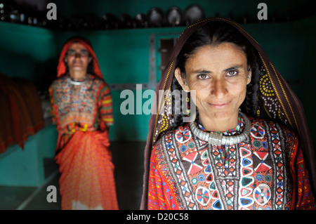 Tribal Jat woman in a rural village in the district of Kutch, Gujarat ...