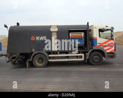 The Mercedes Tarmachine KWS is a road maintenance vehicle designed for ...