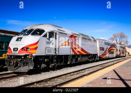 The Santa Fe Rail Runner Motive built locomotive used as a commuter ...