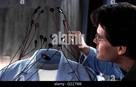 HOLLOW MAN, Kevin Bacon, Josh Brolin, 2000, hooking invisible man to ...