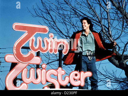 THE PRINCE OF PENNSYLVANIA, Keanu Reeves, 1988, (c) New Line/courtesy ...