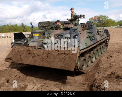 Leopard 1, Road wheels and tracks Stock Photo - Alamy