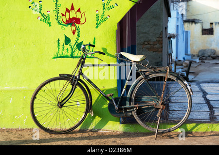 Traditional Indian bicycle. Andhra Pradesh, India Stock Photo - Alamy