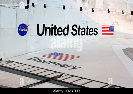 Space Shuttle Discovery at the National Air and Space Museum Stock ...